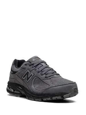 NEW BALANCE 2002r Leather Sneakers - Grey