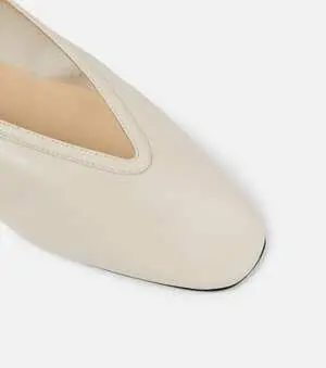 Le Monde Beryl Luna Leather Slippers - Neutrals
