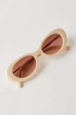 Free People Ella Slim Oval Sunglasses - Antique | Editorialist display picture 1