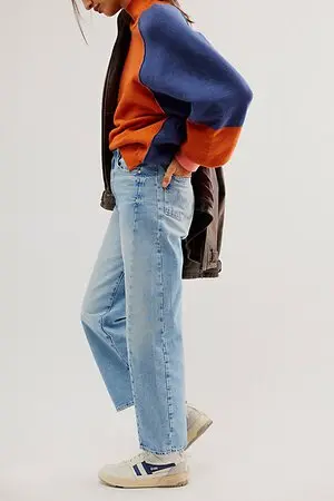 MOTHER The Half-pipe Sneak Ankle Jeans - Light Wash