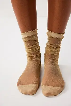 HIGH HEEL JUNGLE Simply Sheer Knee High Socks - Gold