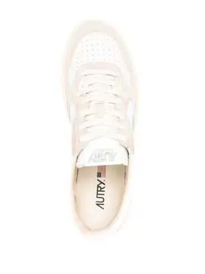 AUTRY Medalist Low Leather Sneakers - White
