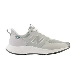 NEW BALANCE Dynasoft 900 2e Wide 'plain