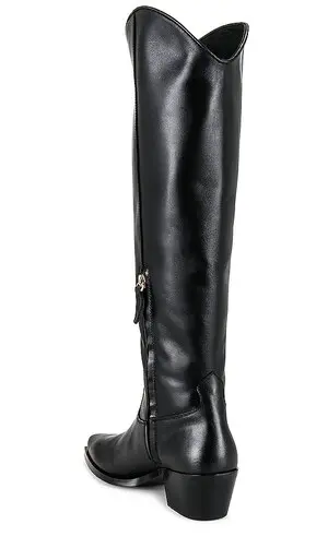 Feners Ever-y Day Boot In Black