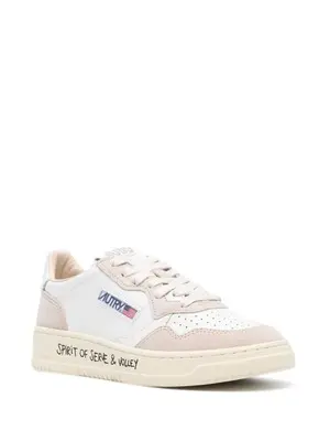 AUTRY Medalist Leather Sneakers - Neutrals