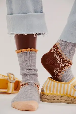 Free People Raggedy Ankle Socks - Light Grey