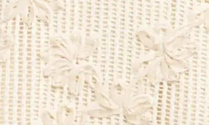 EN SAISON Reese Floral Appliqué Maxi Dress