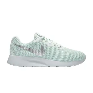 Nike Tanjun Sneakers