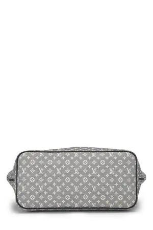 LOUIS VUITTON Monogram Idylle