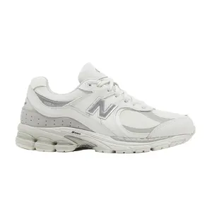 NEW BALANCE 2002r Gore-tex Sneakers - White