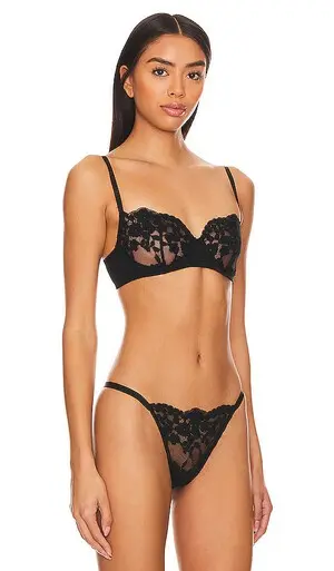 Natori Plush Romance Balconette Bra - Black