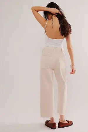 Citizens Of Humanity Ayla Raw Hem Crop Jeans - Almondette