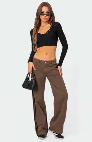 EDIKTED Milady Ribbed Crop Top