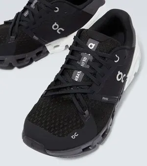On Cloudflyer 4 Running Shoes
