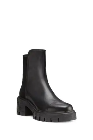 STUART WEITZMAN 5050 Soho Bootie