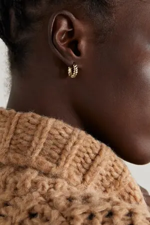 STONE AND STRAND Brioche 10-karat Hoop Earrings