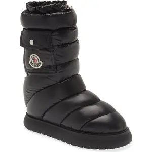 Moncler Gaia Pocket Puffer Snow Boots - Black/black