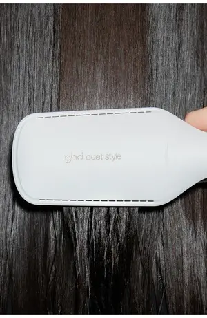 GHD Duet Style 2-in-1 Hot Air Styler - White