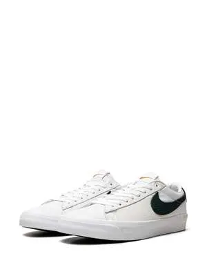 Nike Zoom Blazer Low Gt Orange Label Sneakers - White