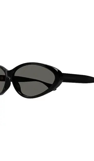 Gucci Fashion Show Oval Sunglasses In Black