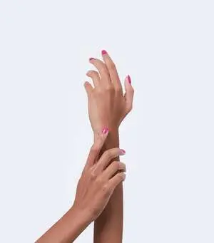 Gucci Vernis À Ongles Nail Polish - Pink