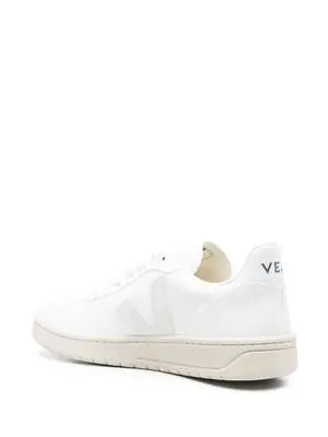 VEJA Urca Low-top Sneakers