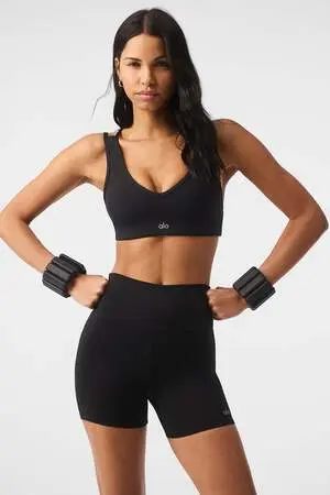 Alo Yoga Airlift Ribbed Jump Start V-Neck Bra - Black | Editorialist