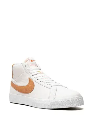 Nike Sb Zoom Blazer Mid Iso Orange Label Sneakers - White