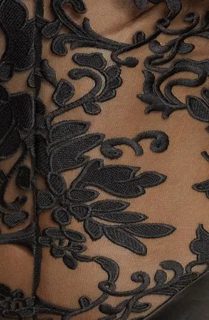 OH LA LA CHERI Lyla Embroidered Lace Teddy