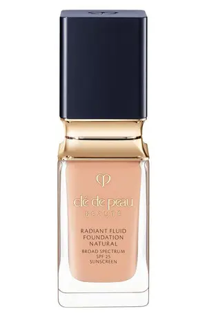 CLE DE PEAU BEAUTE Beauté Radiant Fluid Natural Foundation - B20 - Light Medium Beige