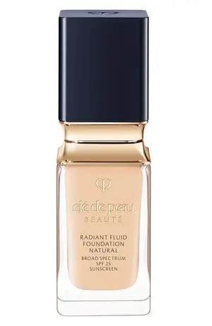 CLE DE PEAU BEAUTE Beauté Radiant Fluid Natural Foundation - Bf10 - Light Buff