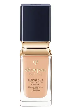 CLE DE PEAU BEAUTE Beauté Radiant Fluid Natural Foundation O30