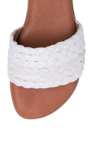 Andre Assous Nahala Slide Sandal - White Fabric