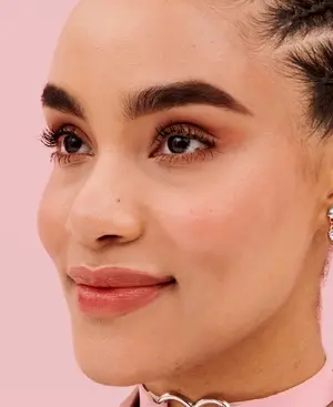 BENEFIT COSMETICS Gimme Brow+ Volumizing Fiber Eyebrow Pencil - Shade 04