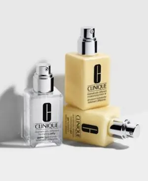 CLINIQUE Dramatically Different Moisturizers White