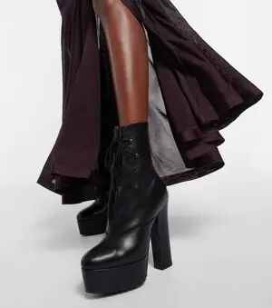 Alaïa Trekk 135 Leather Ankle Boots - Black
