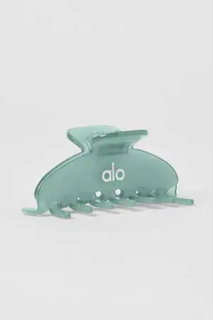 Alo Yoga ALO 90's Claw Clip Botanical Green