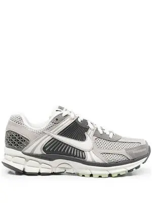 Nike Vomero Sneakers - Grey
