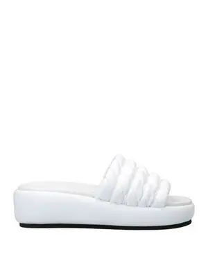 STRATEGIA Lilac Quilted Wedge Slides White