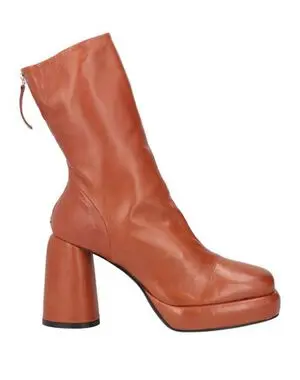 HALMANERA Ankle Boots In Leather Brown