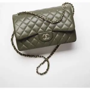 Chanel Large Classic Handbag Grained Calfskin & Gold-tone Metal — Fashion