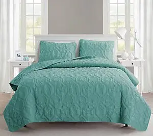 VCNY HOME Shore Embossed Quilt Set, King - One-color