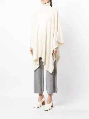 MADELEINE THOMPSON Petunia Cable-knit Poncho