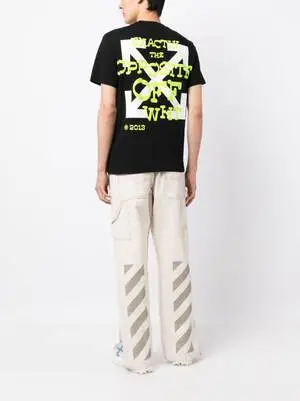 Off-White Opposite Arrows-print T-shirt