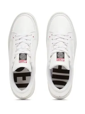 DIESEL® Logo-patch Low-top Sneakers - White