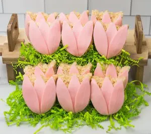 CREATIVE CRISPIES CO. Creative Crispies 12-pc Spring Pink Tulip - One-color