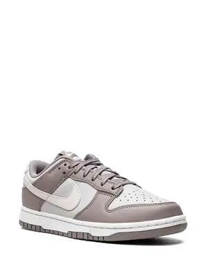 Nike Dunk Low Sneakers - Brown