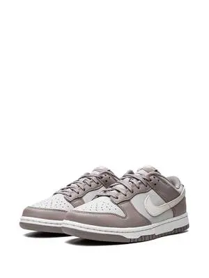 Nike Dunk Low Sneakers - Brown
