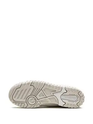 NEW BALANCE 550 Sneakers - Neutrals