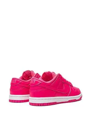 Nike Dunk Low Sneakers - Pink